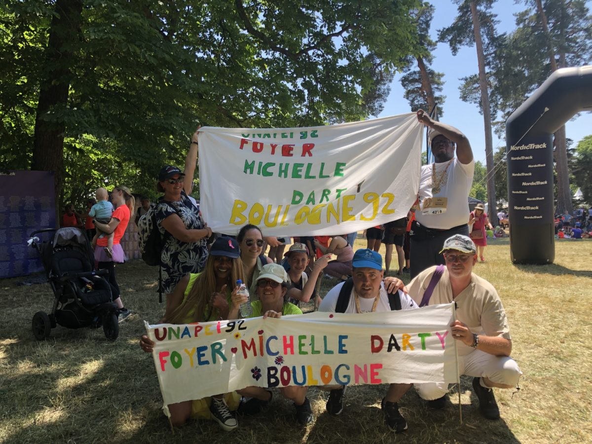 Le Foyer Michelle Darty à la Course des princesses, pour la marche ...